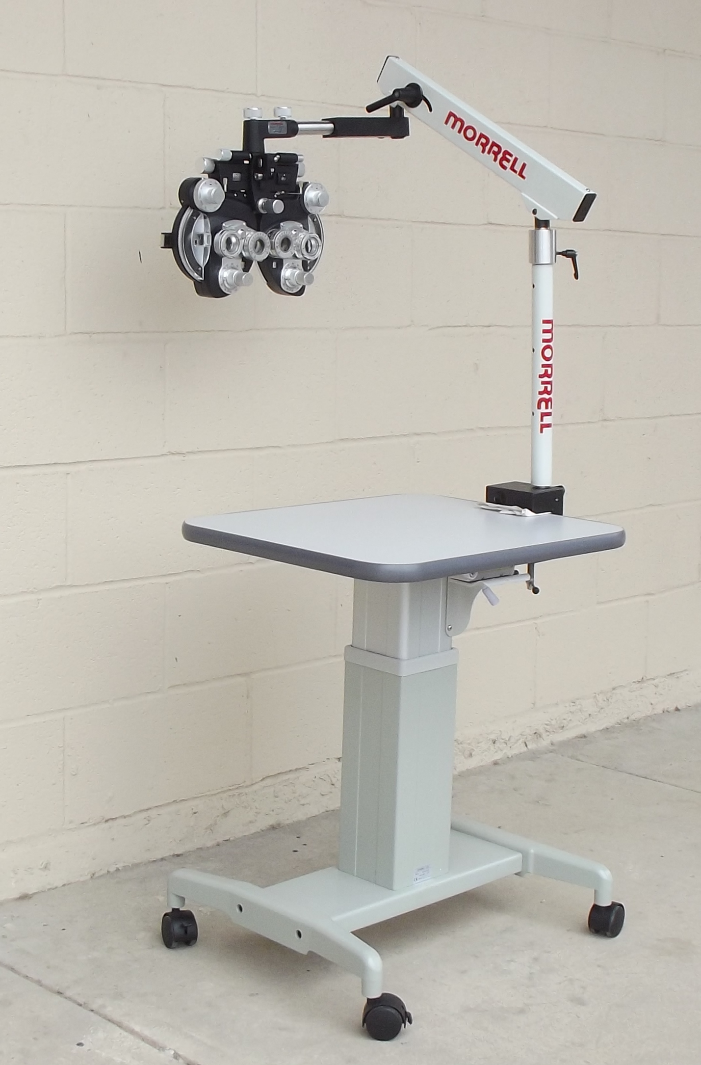 Untitled [phoropter-stand.com]